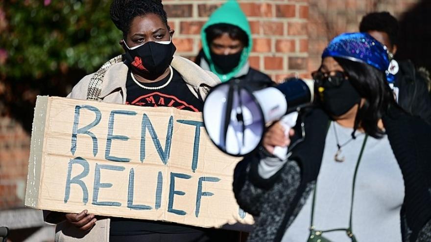 Average Monthly Rent Surpasses $2,000 For First Time | TIMCAST