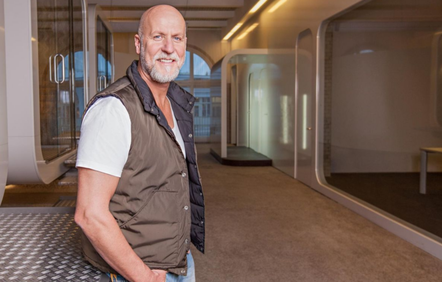 Gold's Gym Parent Company CEO, Family Aboard Plane that Crashed Near ...