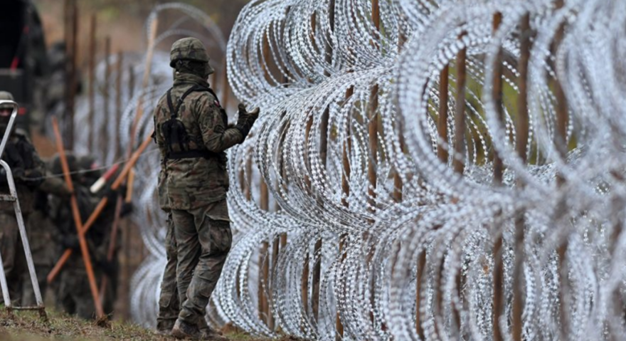 Migrant Organization Calls Poland's Installation of a Fence on Border ...