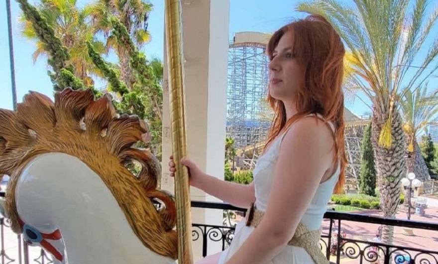 'TransCanine' Adult Model Who Claims to Have Sex With Dogs Says She Was ...