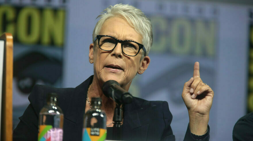 Jamie Lee Curtis Responds To Criticism Over Controversial Portrait In ...